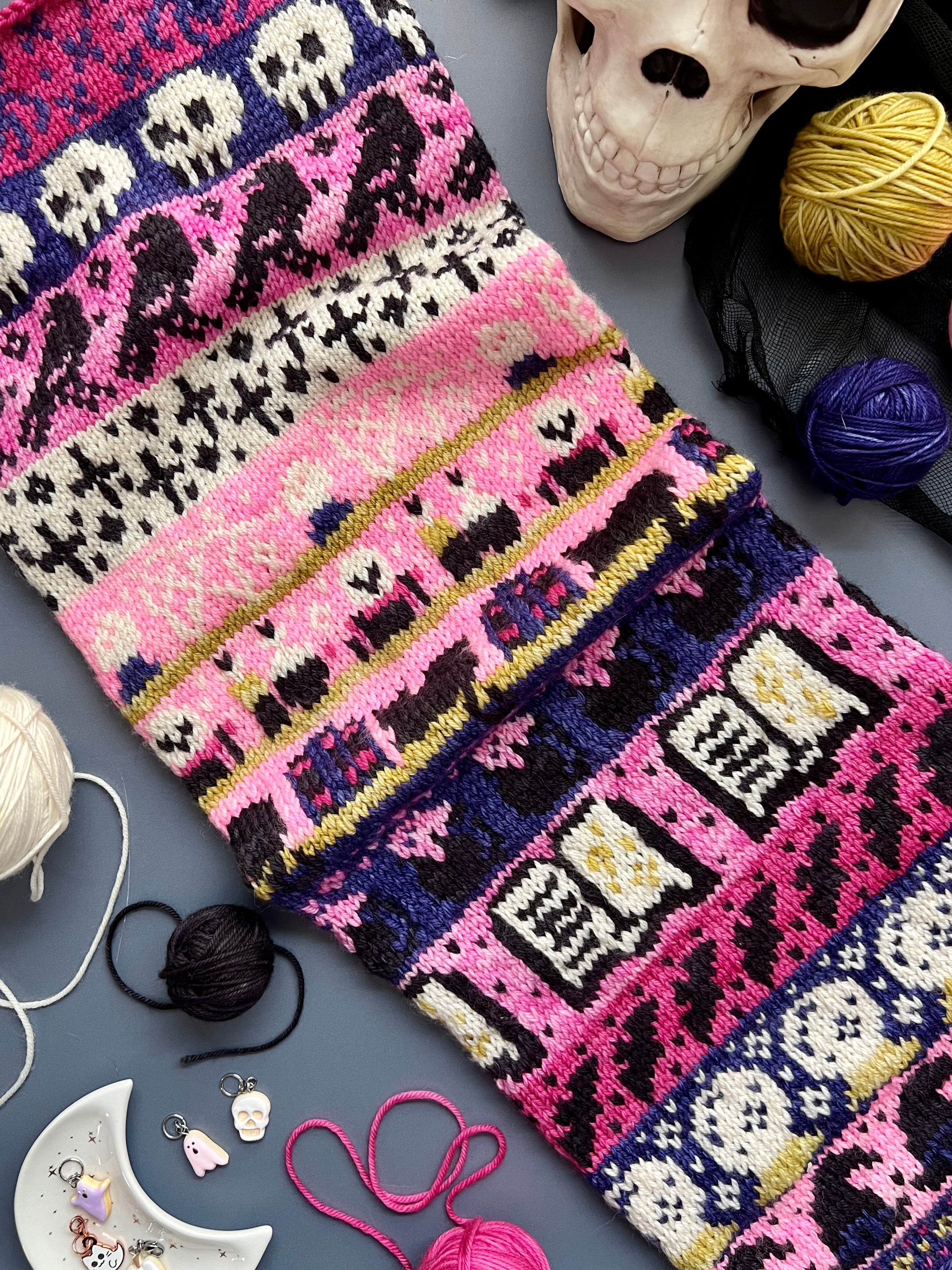 Spellbound Doodle Cowl (Infinity) | Pacific Knit Co. | Pacific Knit Co